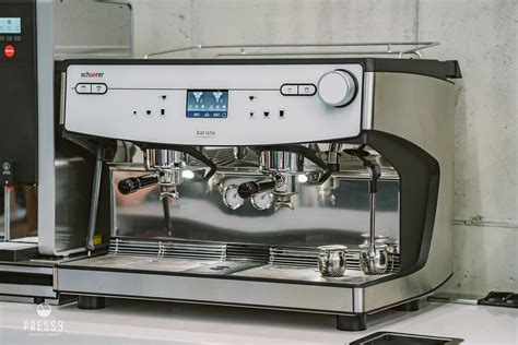 커피머신파는 정유진씨 버튼하나로 만날 수 있는 바리스타 바로 쉐라 바리스타죠 😉 ⠀ 반자동