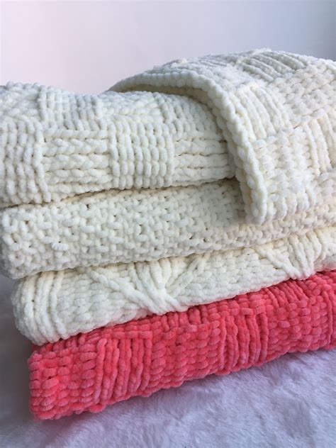 Детский плед из плюшевой пряжи как выбрать узор