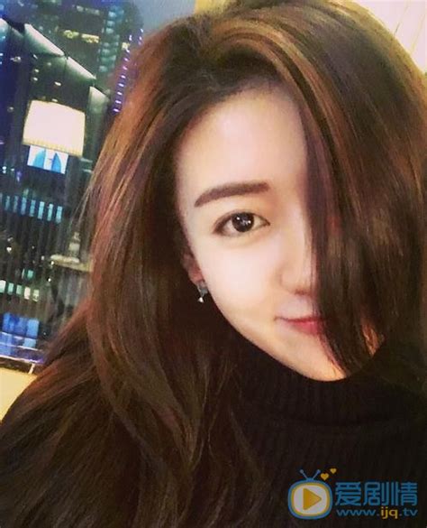 雙世寵妃曲檀兒是誰演的？雙世寵妃曲檀兒扮演者梁潔個人資料、寫真及生活照欣賞 劇情網