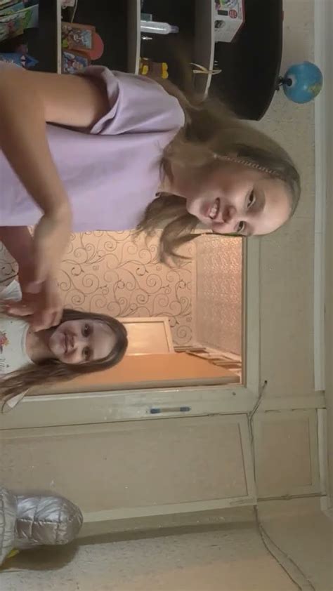 Моя младшая сестра Youtube