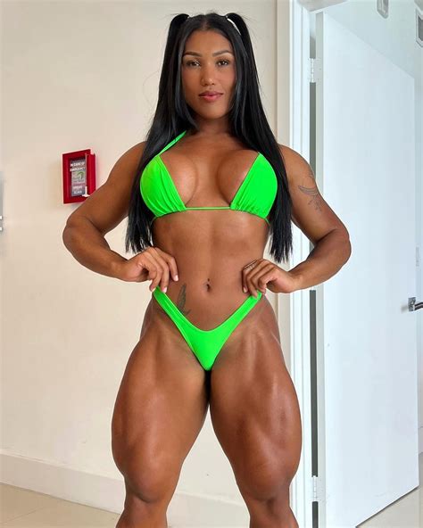 Alessandra Alves