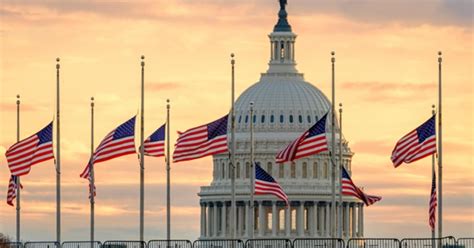 Трамп обурився через те що на його інавгурації прапори будуть приспущені Новини Bigmir Net