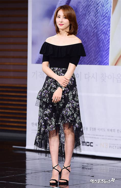 엑s Hd 한혜진 아기엄마라 믿을 수 없는 몸매 엑s Hd 한혜진 아기엄마라 믿을 수 없는 몸매