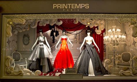 8 Tips Para Crear Grandiosos Escaparates Para Tu Tienda ~ Enfoque Directo