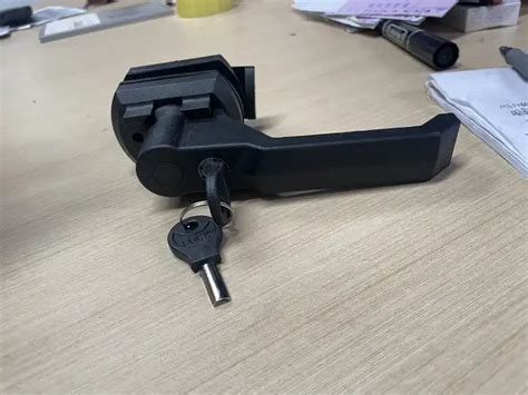 Secure And Convenient Access Door Handle For Hvac Systems