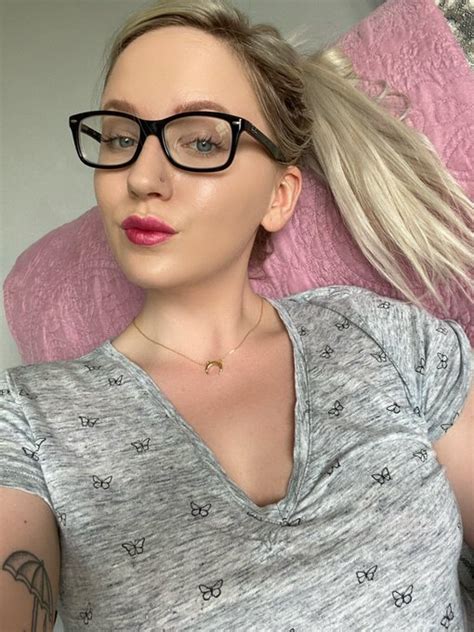 Candy Glitter Professional Brat Domme Addiction