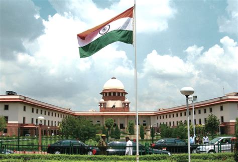 Plained Female Servant Appear Before The Supreme Court தலைமை