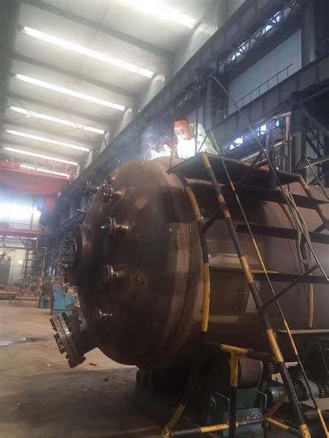 Under This Hot Weather Cool Jie Cui