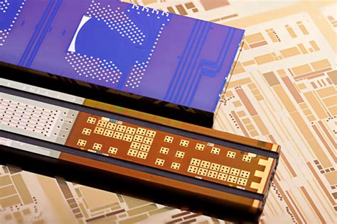 Intel Demonstrates Gbps Silicon Photonics Could Replace Electronic Signals Pc Perspective