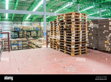 The Wooden Pallets Pallets Ready For Use Packing Keep Material Boxes Or Product Boxes In