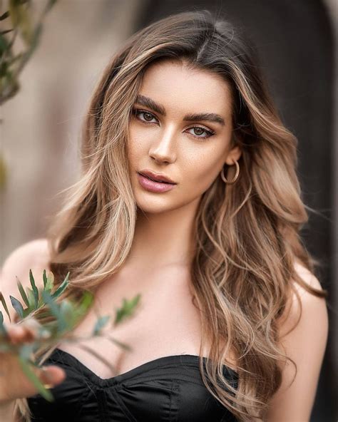 Laura Niemas Artofit