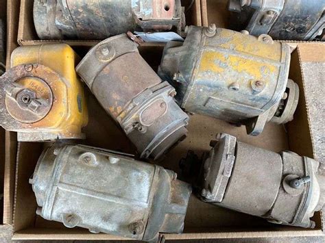 Caterpillar And Eisemann Magnetos Aumann Auctions Inc