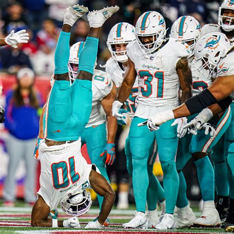 Football Touchdown Feier Tyler Goodsons Touchdown Celebration Looks