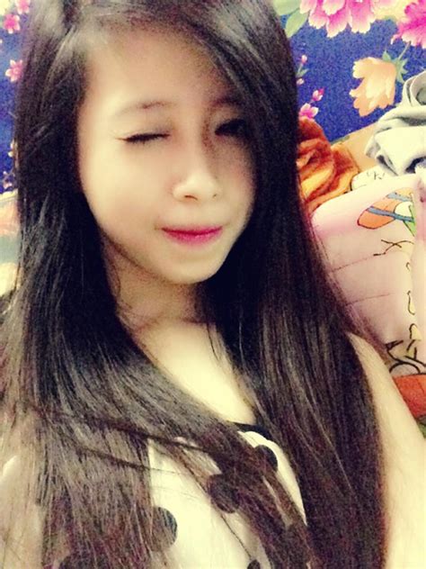 Hotgirl Khoe Vếu đẹp Show Hàng Tự Sướng Trên Facebook Ảnh Gái Xinh