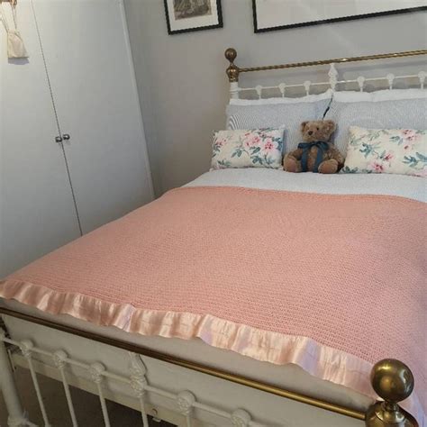 Set Of Four Crown Devon Tea Cups And Saucers Etsy