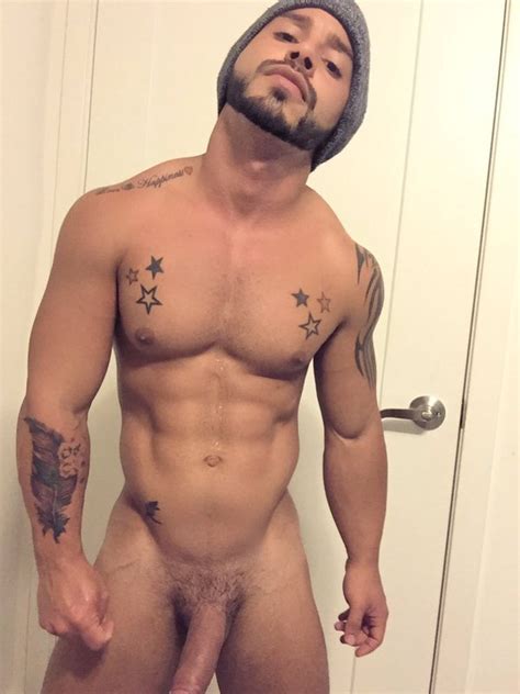Tumbex Erick Lewis