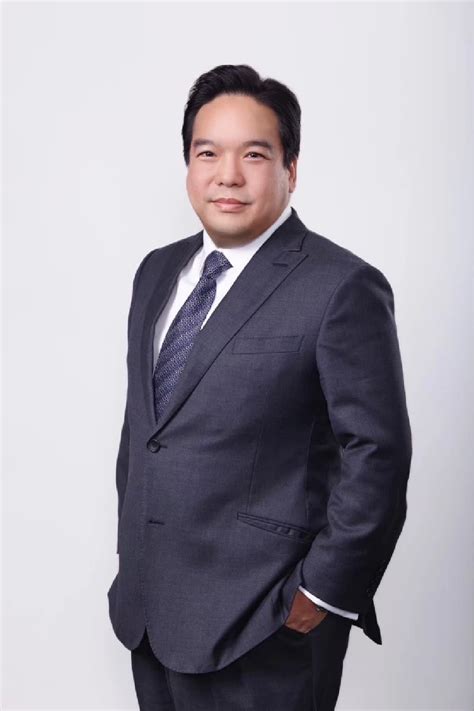 พนักงานระดับบริหาร Aot ผิดวินัยร้ายแรง จ้างติดสติกเกอร์ซีทรู สนามบินภูเก็ต