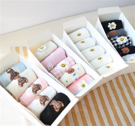 귀여운 양말 선물 세트 여성 [5종 여자 예쁜 양말세트 패션 스마일 꽃 중목 자수 학생 꽃무늬 삭스 플라워] 온채널