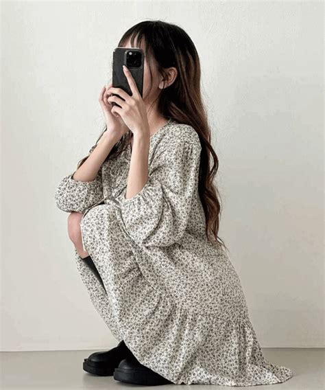 히피룩키작녀 남들과는 다른 특별한 잔꽃 플라워 캉캉 미니원피스 에이블리