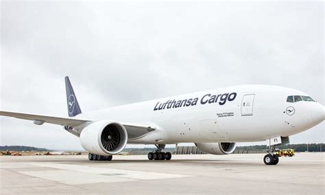 Lufthansa Review Techno Analyzer