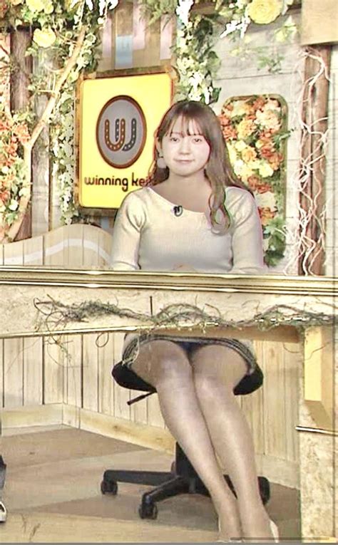テレ東ウイニング競馬で女子アナ冨田有紀の白パンティがモロ見え みんくちゃんねる