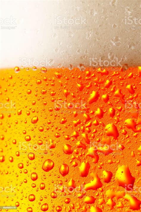 물 방울 응축 차가운 음료 방울로 덮여 얼음 차가운 유리 신선한 맥주 물 오렌지 음료 배경 빗방울 텍스처 닫기 0명에 대한 스톡 사진 및 기타 이미지 Istock