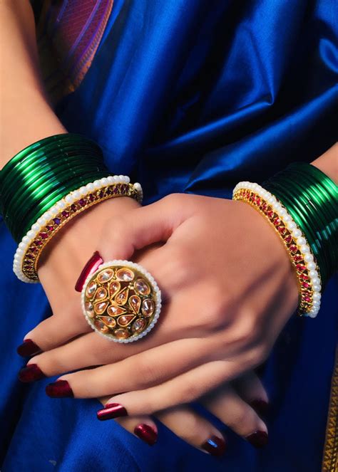 Moti Tode Pearl Bangles Moti Tode Bangles Set Buy Moti Tode Online Sonchafa