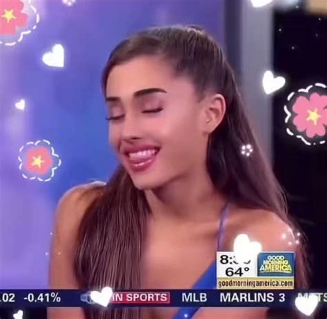 ˚ʚ🐈‍⬛ɞ˚ On Twitter Im So Fucking High On This Floatie While My Friends Paddle