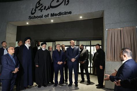 رئیس‌جمهور از نمایشگاه فعالیت‌ها و دستاوردهای قرارگاه اجتماعی استان البرز بازدید کرد ایمنا