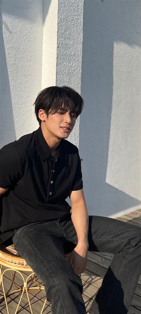 Seventeen Mingyu Lockscreen Pria Tampan Selebritas Gambar Pacar