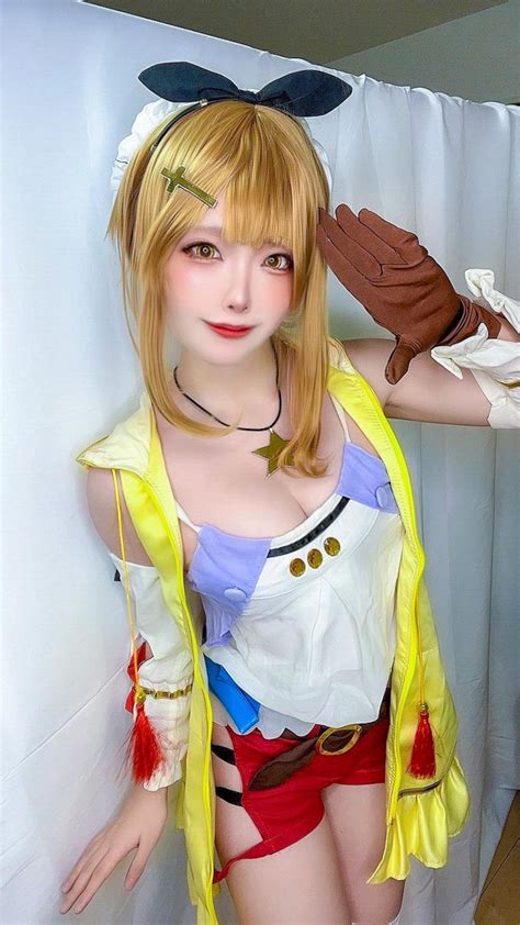 コスプレイヤーえとちゃ『ライザのアトリエ』ライザはオレンジカラーで活発イメージを誘発 Cosplay Mode
