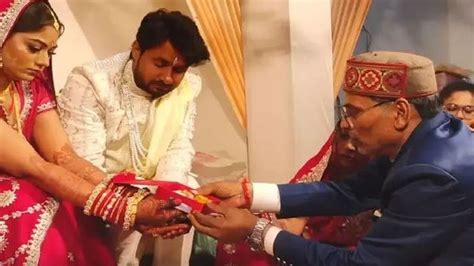 Photos सोनम राजा रघुवंशी के अनदेखी तस्वीरें ऐसे किया था रोमांटिक