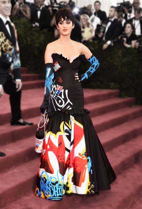 Katy Perrys Craziest And Chicest Style Moments Through The Years Us