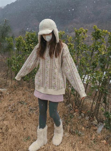 웜코포 오버핏 플라워 핑크 니트 스웨터 위시버킷