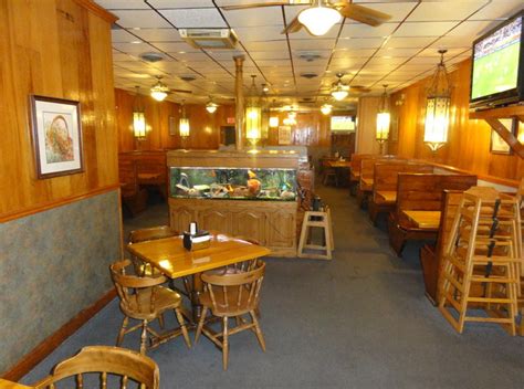 Lombardis Award Winning Stone Oven Baked Pizza Salisbury Md