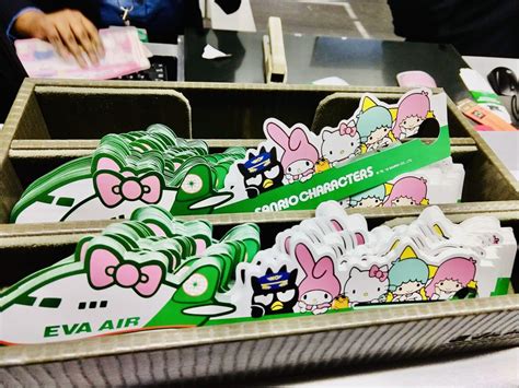 How To Fly Eva Airs Hello Kitty Plane And Pay With Points Katies