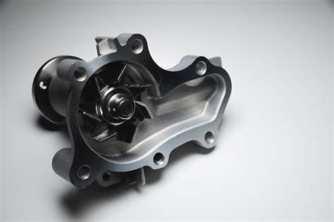 Ice 액체 냉각 펌프 엔진 냉각수 펌프 회색 배경의 대비 표시등 0명에 대한 스톡 사진 및 기타 이미지 0명 강철 교통수단 Istock