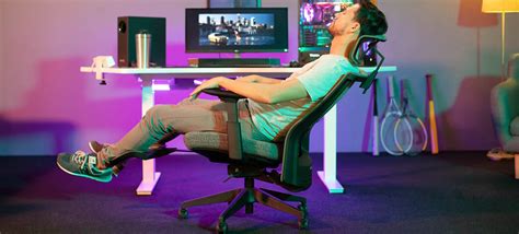 بهترین صندلی‌های گیمینگ رده بالا تابستان 1403 تکاف مگ