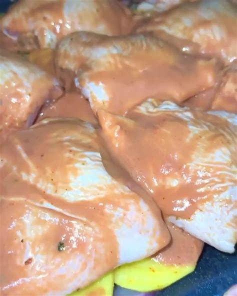 БЕДРЫШКИ С КАРТОШКОЙ В ДУХОВКЕ ЗА 5 МИНУТ [video] Cooking Food Chicken