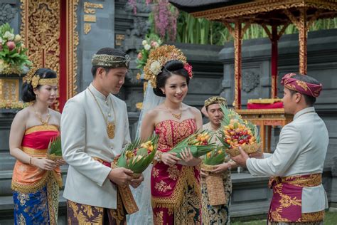 Adat Pernikahan Bali 5 Prosesi Sakral And Makna Filosofis