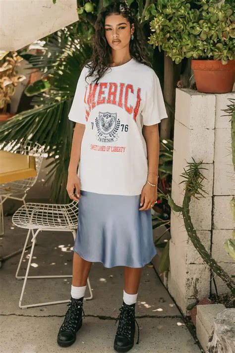 Zada Midi Skirt In Slate Blue Final Sale Midi Skirt Pattern Blue Skirt Outfits Cute Comfy