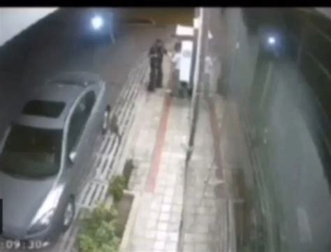 زورگیری در تهران؛ حمله دو نفره با چاقو به شهروند ساعت ۴ صبح فیلم