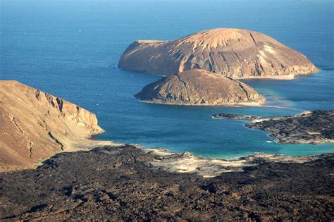 Ardoukoba Volcanic Crater Djibouti Palace Kempinski