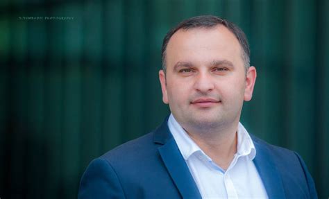 პაატა მანჯგალაძე კოლეგებზე ნეტარ არიან მორწმუნენი Starvision Ge Star Fm 93 9