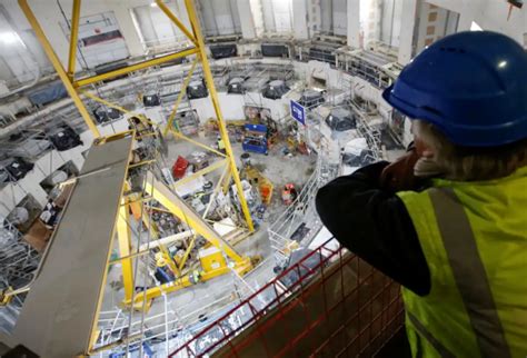 日本在本世纪中叶寻求核聚变反应堆原型