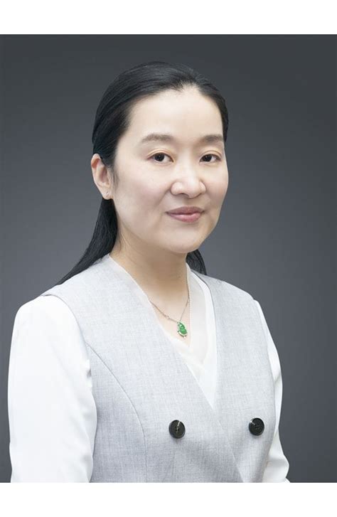 Ying Wang School Of Hotel And Tourism Management