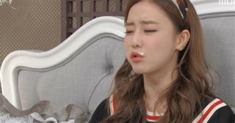 여왕의꽃 고우리 스트레스로 폭식 엉망진창이야