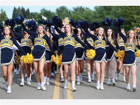 Video Saline High School Homecoming Parade The Saline Post