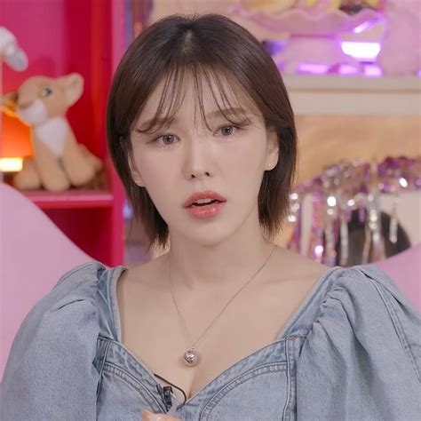 Пин от пользователя Lena Hwang на доске Wendy 💙 Прически