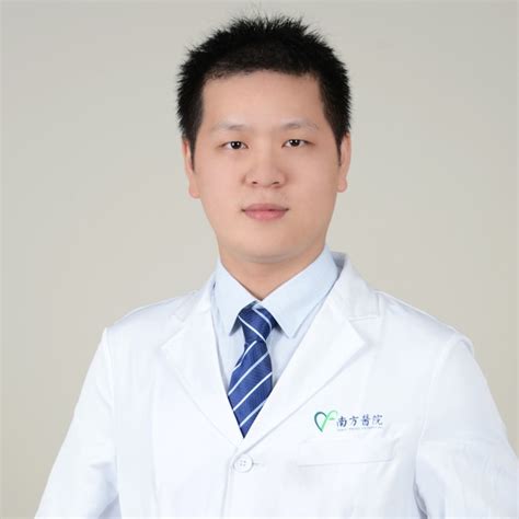 症状及患病时长：脉管炎，心跳快，时而呼吸难，腿发炎，膝盖发冷；病人：56岁，男，有吸烟史 就医及用药情况： 需要解答的问题：平时生活上有什么要注意，推荐中成药和西药 普外科 丁香医生